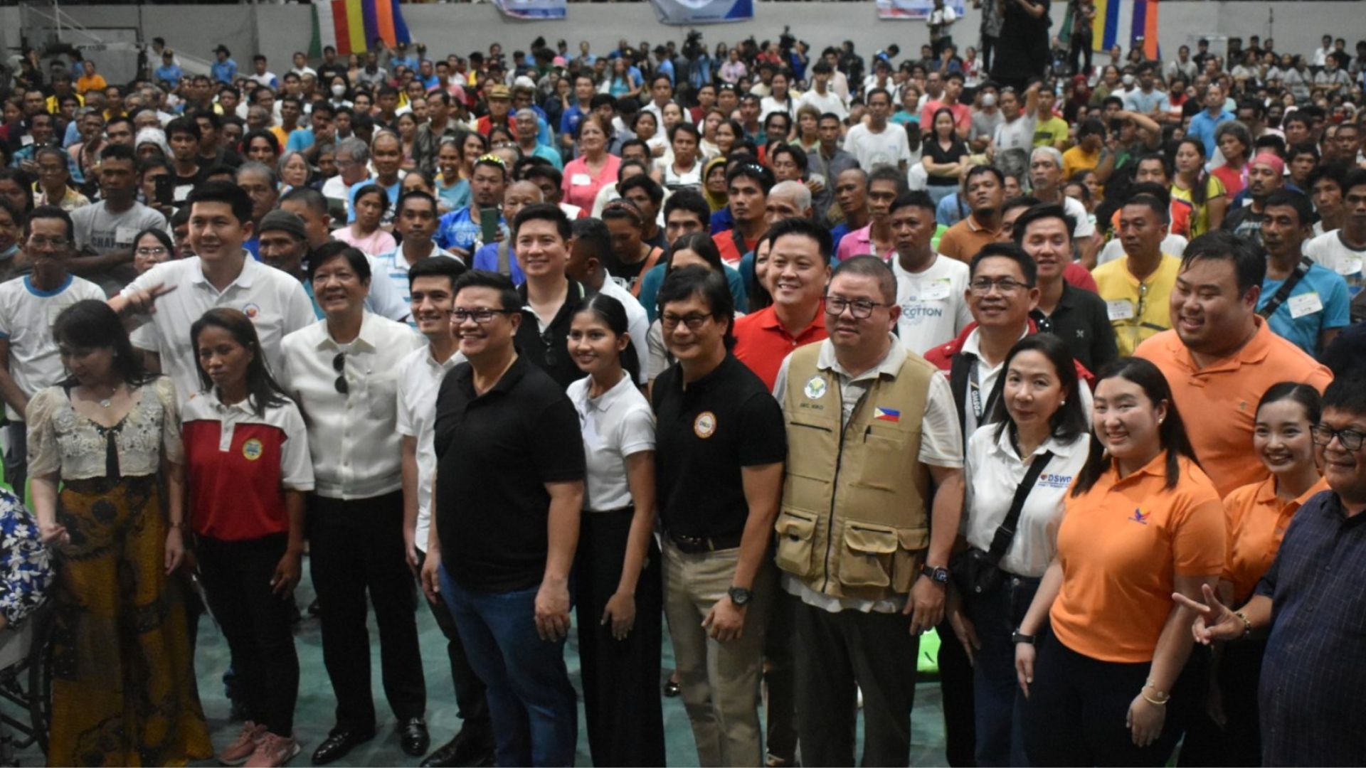 DSWD Set To Fully Implement Food Stamp Program In July | Politico.ph