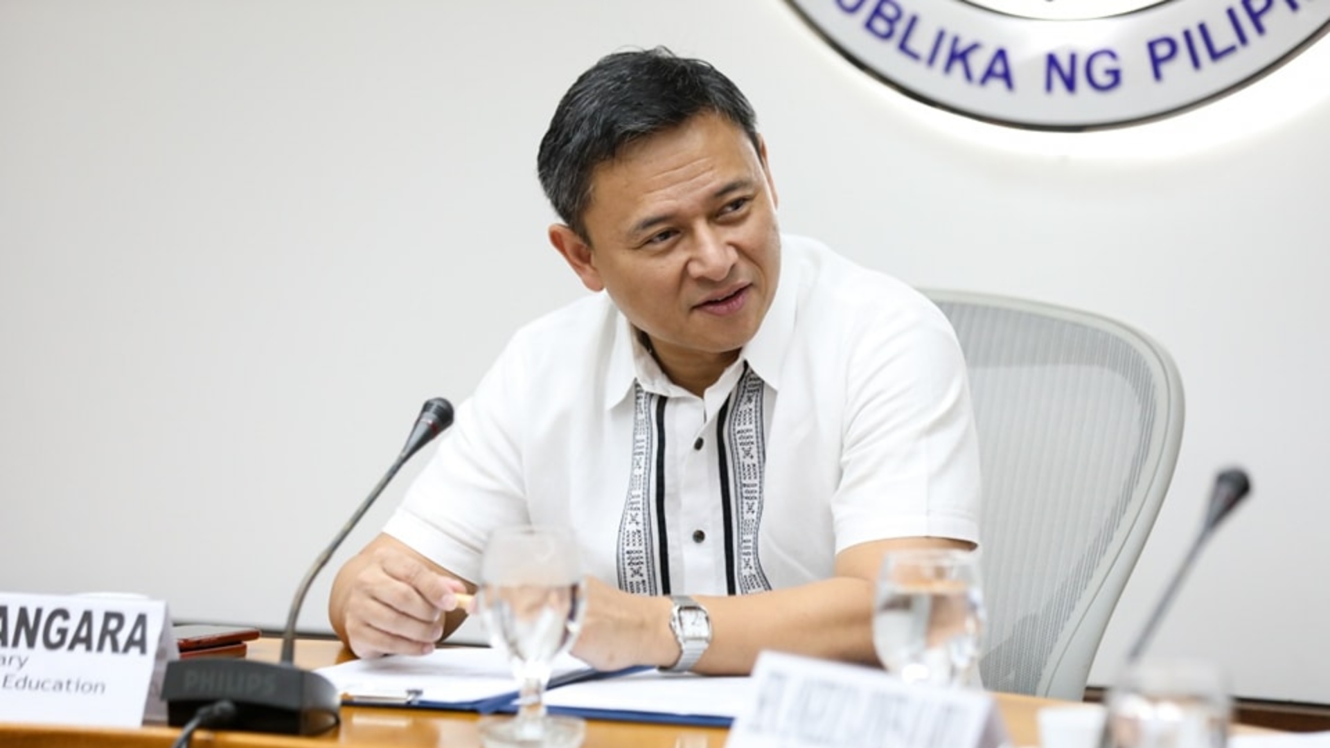 WALANG KORAP! Angara, Isinusulong Ang Reporma Sa DepEd | Politico.ph